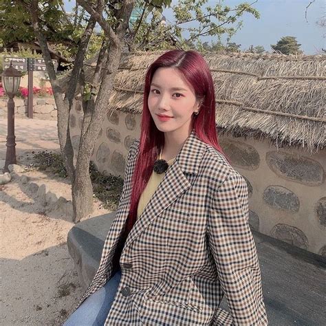 Pin By Prim On Izone I Love Girls Kpop Girls Girl