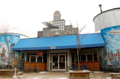 Asheville Pizza And Brewing Company A Bar In Asheville Nc Thrillist
