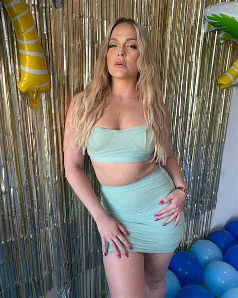 アレクシス・テキサスさんのインスタグラム写真 アレクシス・テキサスinstagram「birthday Girl 😻