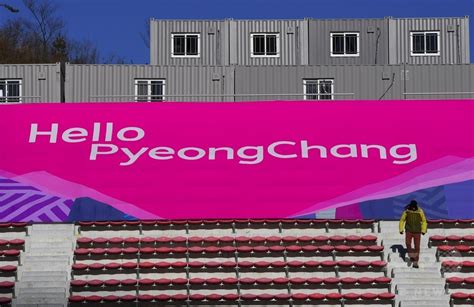 韓国大統領、北朝鮮に平昌五輪参加を呼びかけ 写真1枚 国際ニュース：afpbb News