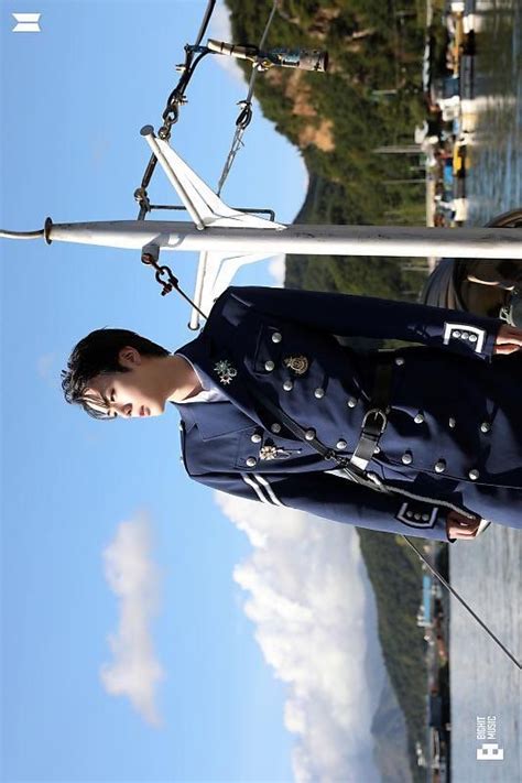 Jin Kimseokjin Seokjin Bts Worldwidehandsome Kingseokjin Kpop 2022