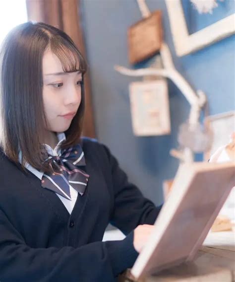 Nia的劲敌？！ 21岁g罩杯中日混血美少女 音花樱”出道！ 【新人出道】 哔哩哔哩