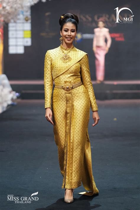 Thai Siwalai Costume ชุดไทยศิวาลัย 🇹🇭 ชุด ไทย