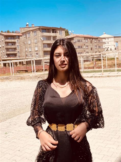 Kurdish Hijab Girl R Kurdishbabess