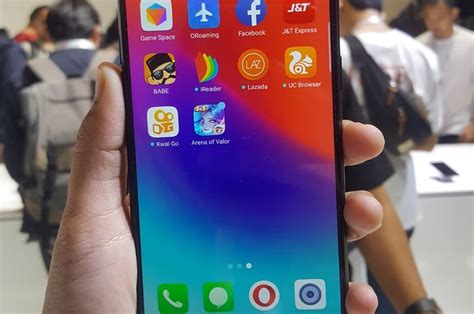 Spesifikasi Dan Harga Realme 2 Series Resmi Hadir Di Indonesia Mulai Rp 1 Jutaan Nextren Grid Id