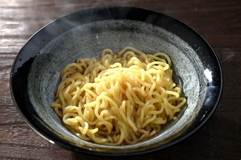 メシ通『魚介を使った簡単レシピ 』 メチャかんたん！釜揚げしらすの油そば！ 魚屋三代目日記