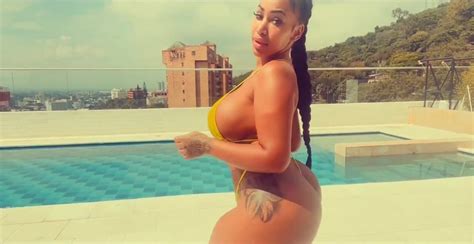 Perfect Ebony Show Perfect Sinuoses Curves ThisVid