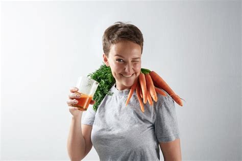 Free Photo Young Attractive Girl With Healthly Perfect Skin Happily