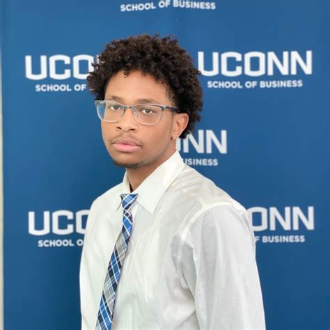 Darian Gonzalez University Of Connecticut School Of Business