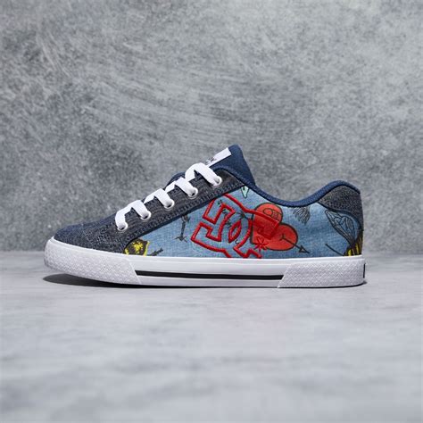 Dc Shoes Skate And Snowboard Quality Clothing