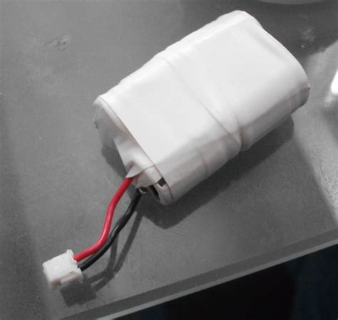 Paul Makes Things My Microbot