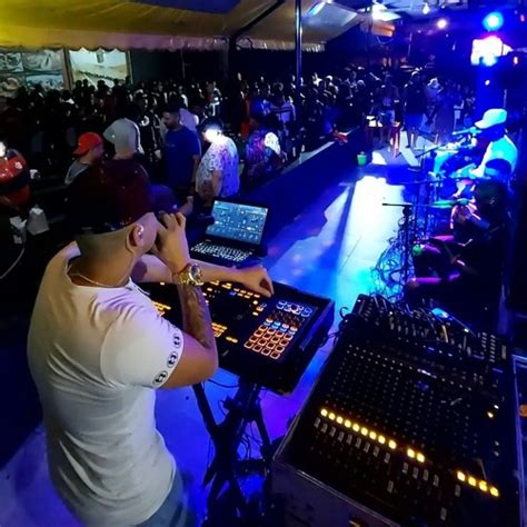 Stream Tz Da Coronel Cavalona VersÃo Funk Djrafaelsummer Light Sem