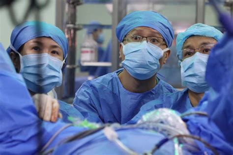四川首例！成妇儿妇科团队完成机器人辅助下高难子宫全切术四川在线