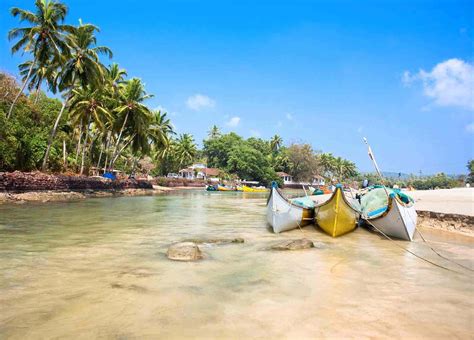 100 Goa Beach Pictures