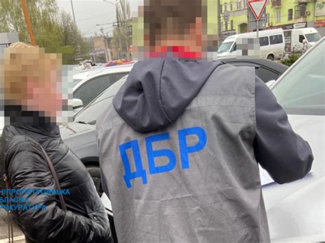 Понад 70 мільйонів гривень збитків через недбалість колишній держслужбовиці Дніпропетровщини