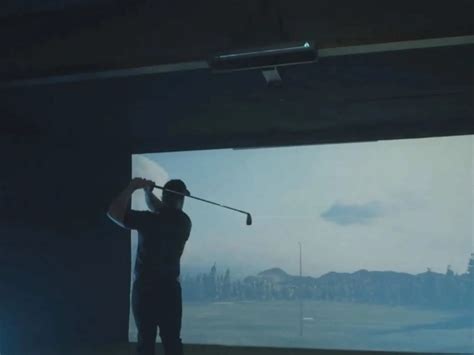 9 Best Overhead Golf Launch Monitors Reviews And Guide