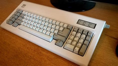 Ibm At Model F Review Capacitive Buckling Springs Youtube