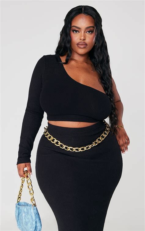 Plus Crop Top Noir Asymétrique Côtelé Doux Plus Prettylittlething Fr