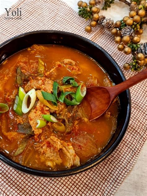 돼지고기 김치찌개 맛있게 끓이는법 신 김치요리 끝내줌 네이버 블로그