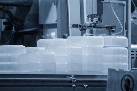 The Food Container Box Production Process By Automatic System From
