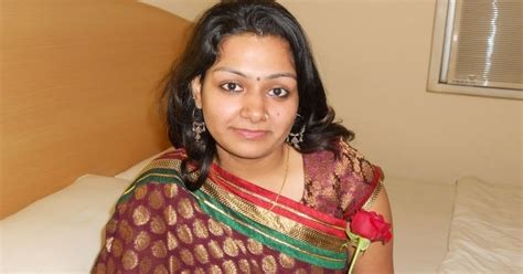 பக்கத்து வீட்டு சுகுணா அக்கா Tamil Aunty Photos