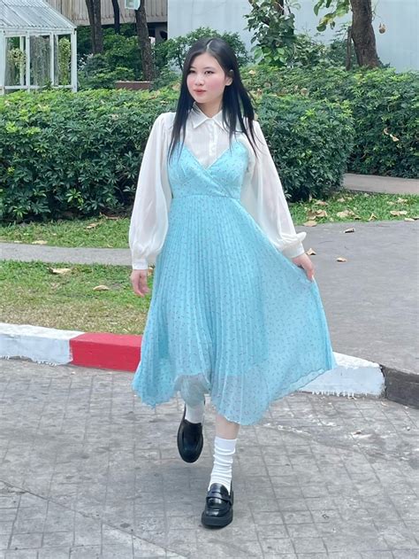 ดูไอเดียสไตล์การแต่งตัวสำหรับ「ชุดกระโปรง จับจีบ สายเดี่ยว、เสื้อคาร์ดิ