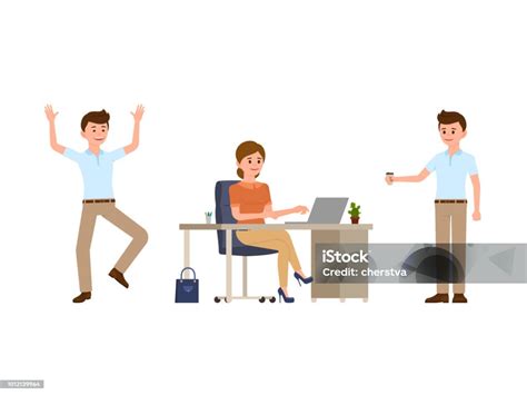 젊은 여자는 책상에 앉아 노트북을 사용 하 여 커피를 들고 행복 하 게 웃 고 젊은 남자 만화 캐릭터 캐주얼 보세요 책상에 대한