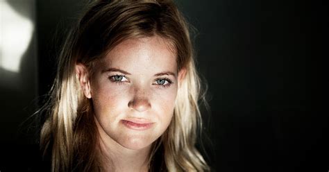 Spotlight Effect Definition And Examples