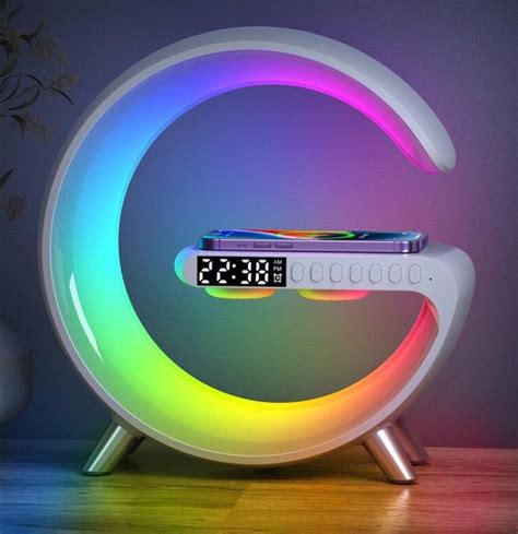 Statie Incarcare Wireless 3 In 1 Cu Lampa Rgb Si Boxa Bluetooth