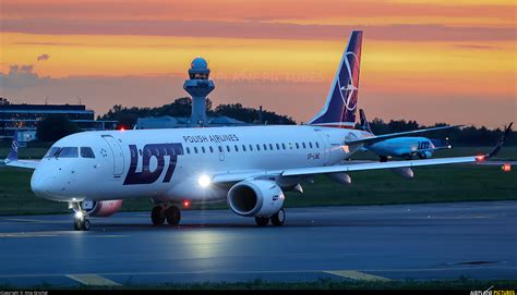 Sp Lmc Lot Polish Airlines Embraer Erj 190 190 100 At Warsaw