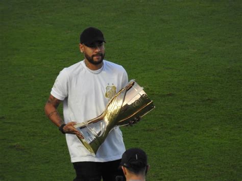 في حضور نيمار سانتوس يُتوَّج بكأس باوليستا أخبار 24