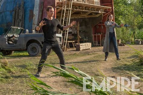 New Photo Of Michael Fassbender And Sophie Turner In Dark Phoenix 2019