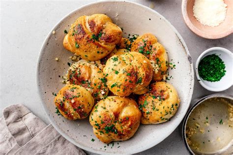 Easy Parmesan Garlic Knots Plus An Air Fryer Version · I Am A Food Blog