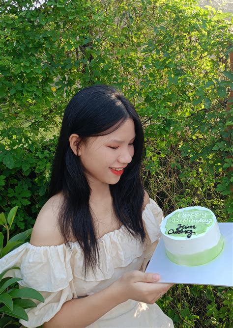 Bts Community Posts 오늘은 제가 16년전에 태어난 날이에요 여러분🥰💜