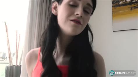 Ivy Aura Toe Sucking Tart