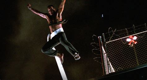 Die Hard Director Deconstructs Bruce Willis Legendary Roof Jump