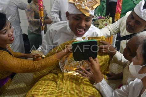 Potong Gigi Massal Umat Hindu Di Kota Bogor Antara Foto