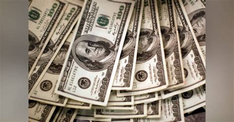Ny外為市場＝ドル一時149円台、雇用統計受け大幅利下げ観測後退