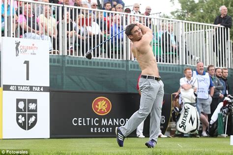 Thom Evans Distracts His Way To Celebrity Cup 2016 Victory With Team