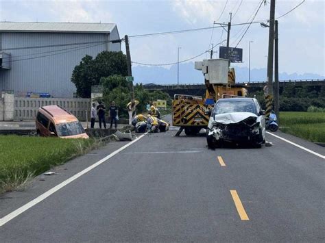 彰化2車路口對撞！ 廂型車撞斷電線桿「倒栽蔥」到田中 社會 Ctwant