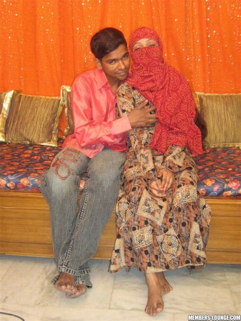 Porn Star India Indian Slut Sucking Dick Xxx Dessert Picture 1