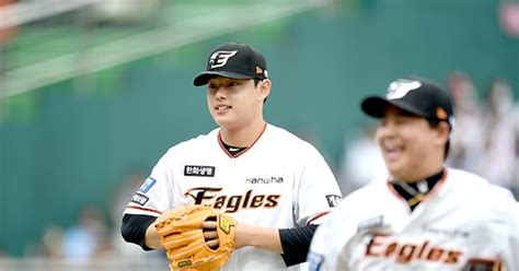 Md포토 문동주 승리투수 요건 충족 설레네요