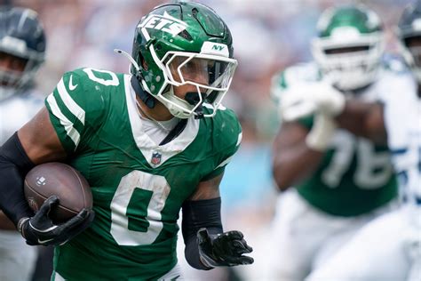 Jets Start Sit Week 8 Fantasy Advice For Davante Adams Breece Hall