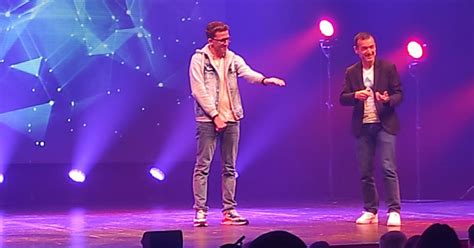 Thaon Les Vosges Le Spectacle De Fabien Olicard Attire 700 Personnes