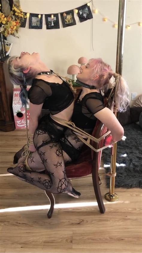 Curiouskatxo And Pixiebait Throwawaydan