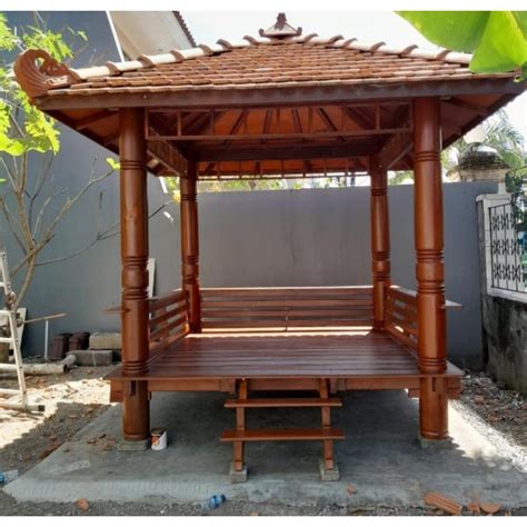 Jual Gasebo Kayu Kelapa Atap Sirap Genteng Tanah Tiang Motif Saung