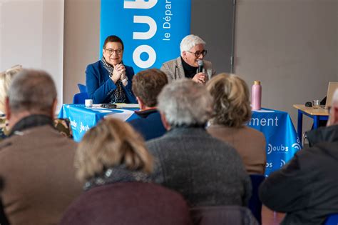 Vu du Doubs Routes À la rencontre des élus locaux