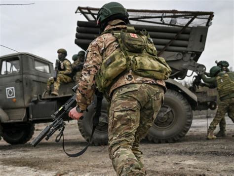 Русские заявили об ударах по украинцам под Харьковом — Haqqin