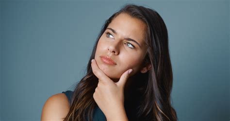 7 Clear Cut Signs Youre Dealing With An Insincere Person
