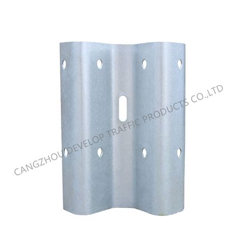 Highway Guardrail Rails And Rail Guards Galvanized Guardrail Traffic